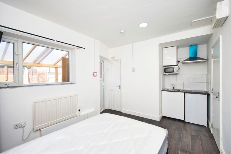Differences Between a Mini Flat & a Self-Contained Apartment